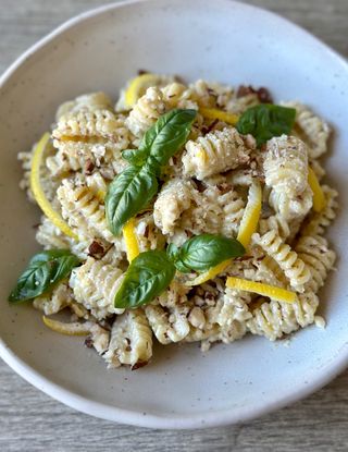 RADIATORI DI PASTA GAROFALO AL PESTO DI LIMONE - Al.ta Cucina | unfilodolio