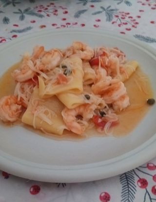 Paccheri con sugo di mazzangolle e polpa di granchio - Al.ta Cucina | cuoco
