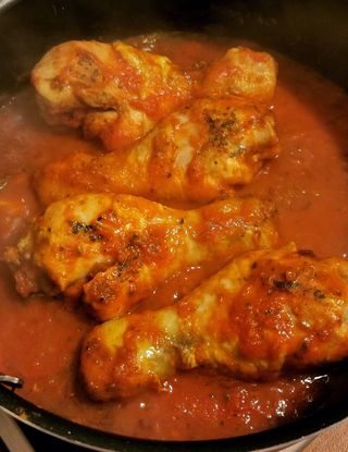Pollo al sugo aromatico - Al.ta Cucina | giulia.chiariello