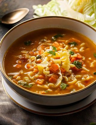 Minestra di lenticchie e verza con pastina - Al.ta Cucina | heltamain