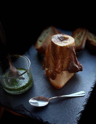 Midollo, gremolada e crostini di pane - Al.ta Cucina | framba