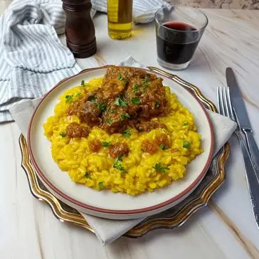 Risotto giallo con ossobuco | Al.ta Cucina
