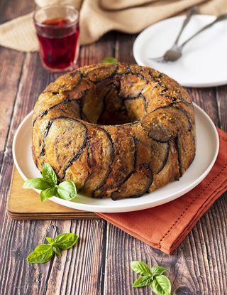 Timballo di anelletti con melanzane - Al.ta Cucina | cuoredisedano