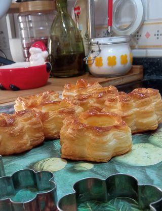 Voulevant ricetta facile e veloce per prepararli in casa - Al.ta Cucina ...