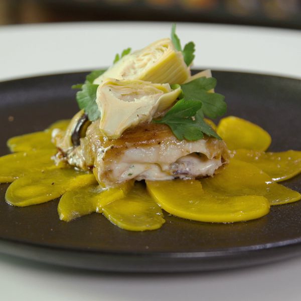 Rotolini di melanzane e branzino, carpaccio di pesche e cremoso di ...