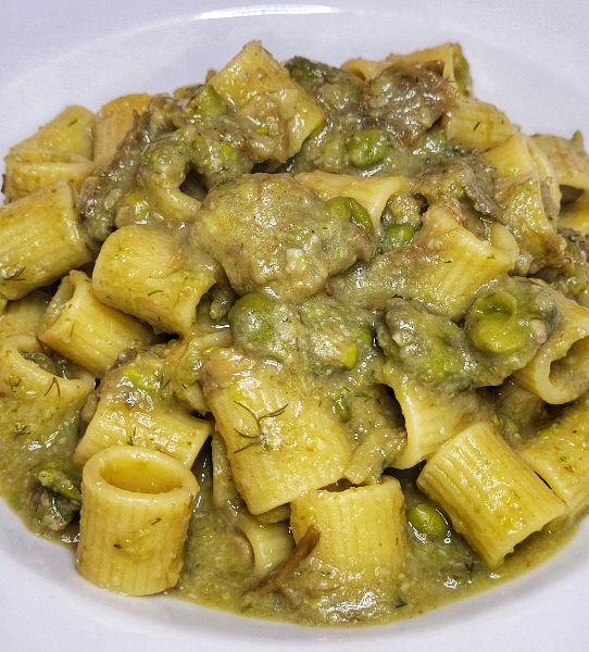 Mezzi rigatoni 'ca frittedda' | Al.ta Cucina